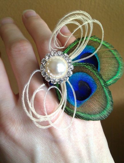 Prom Ring Finger Corsage Ideas 2021 - Sparkle Prom Blog